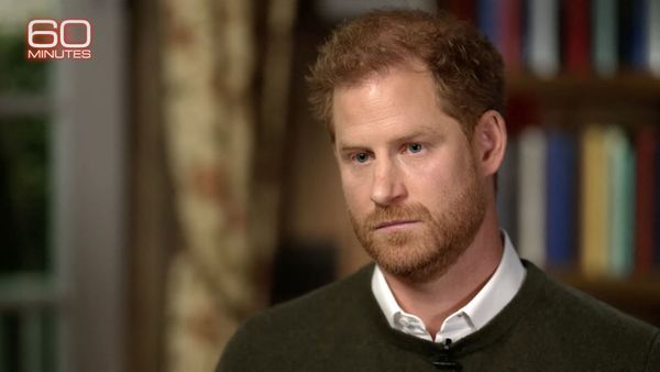 Prince Harry : main dans la poche, look très sage… découvrez les images ...