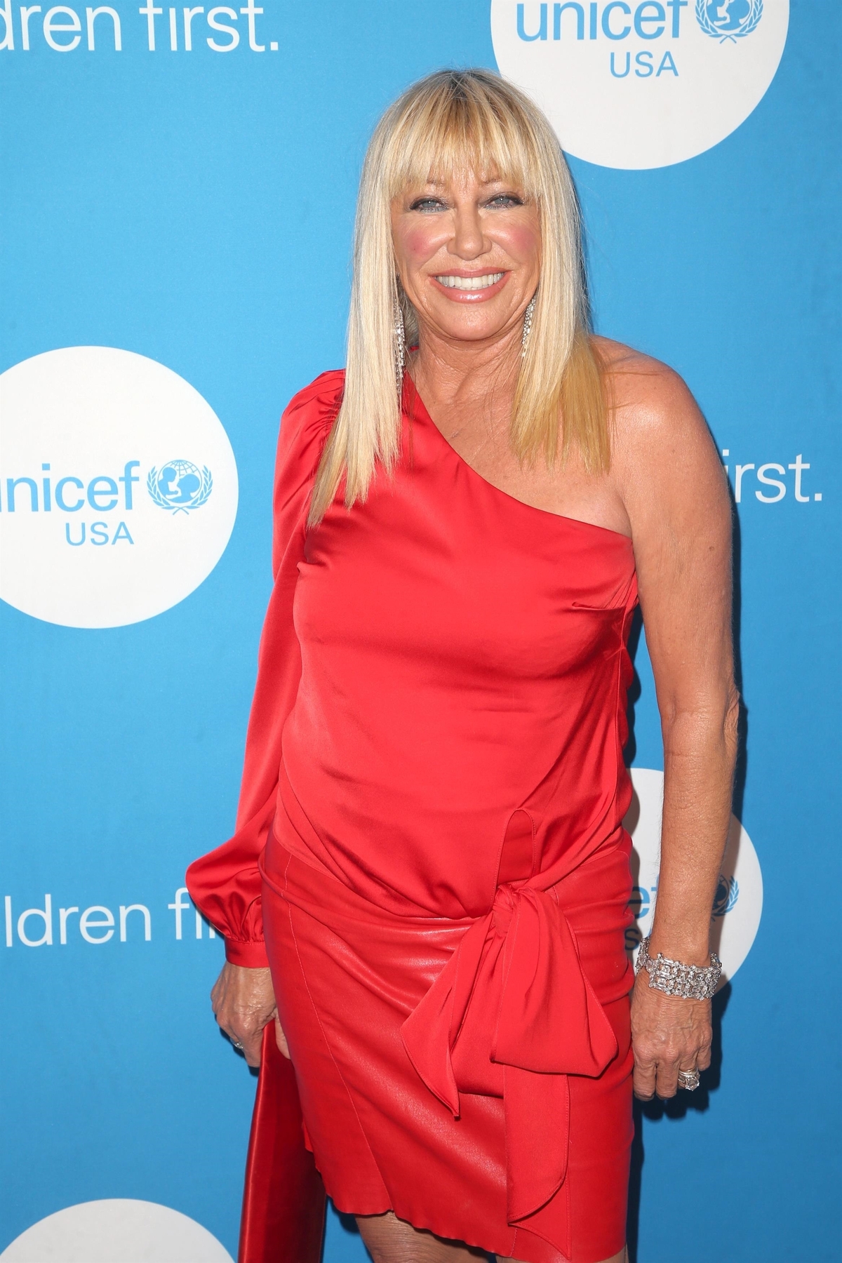 Suzanne Somers : à 76 ans, la star de Notre belle famille affronte, une ...