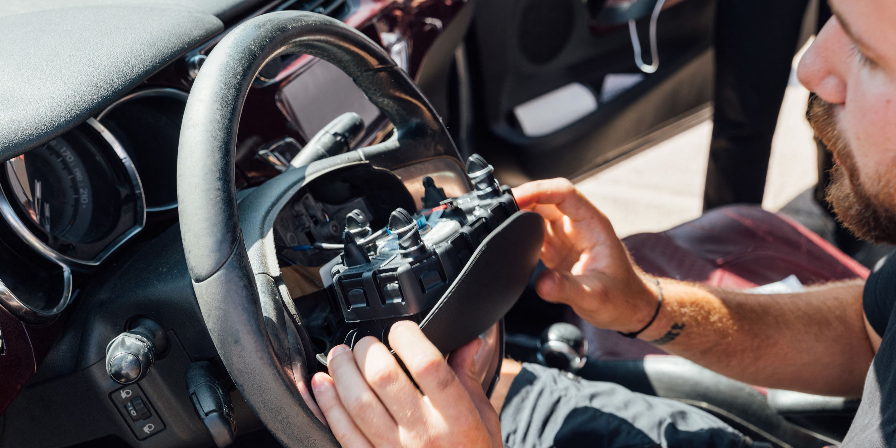 Airbags Takata défectueux : comment savoir si l’on est concerné par le ...