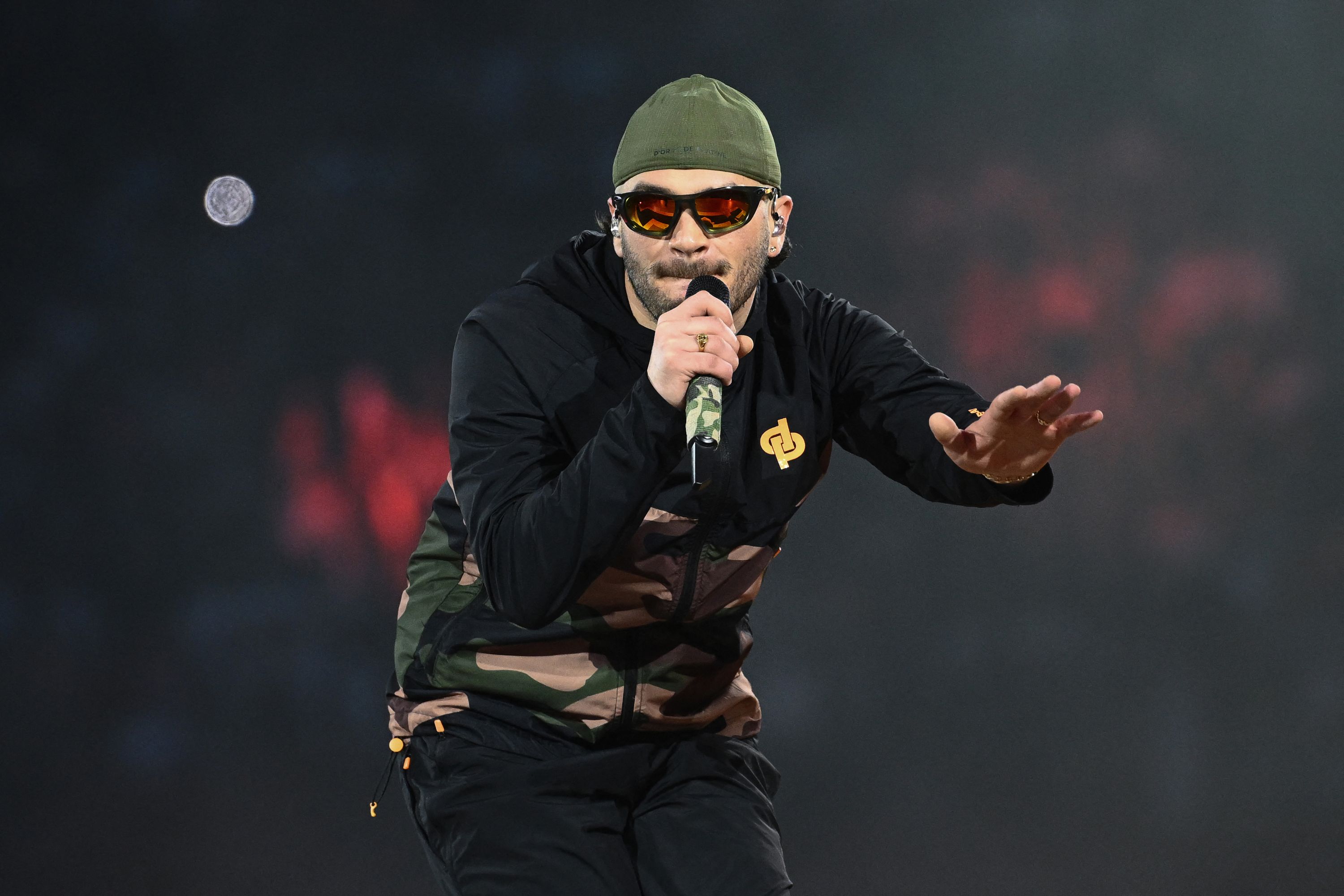 Jul : le concert du rappeur marseillais bat le record de fréquentation au Stade de France ...